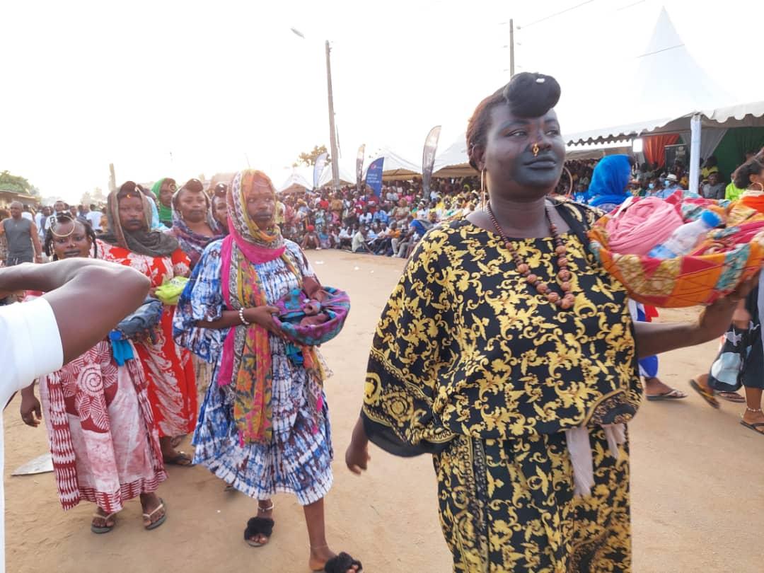 Popo Carnaval de Bonoua Grande parade et derniers moments forts de l ...